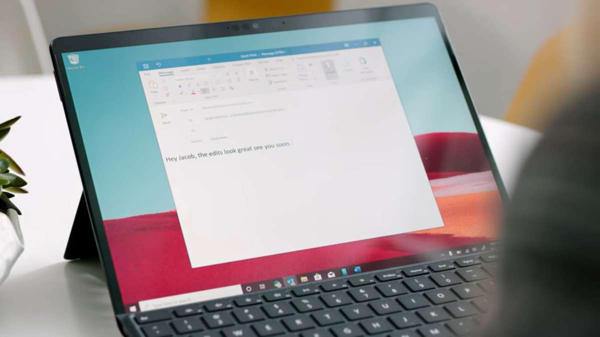 Microsoft, la linea Surface si aggiorna tra nuovi convertibili e ...